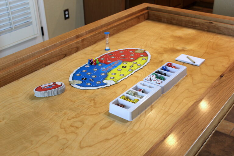 Dining table with a hidden puzzlegame compartment | Home Design, Garden ...