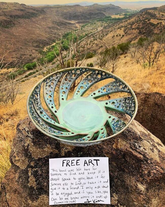 Artist Leaves Beautiful Handmade Pottery in Nature for People To Find ...